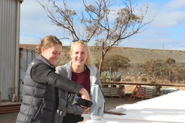 Bruker TRACER 5g XRF - Portable Spectral Services